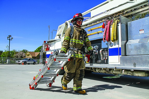 Defender Firefighting Ladder - USMILCOM